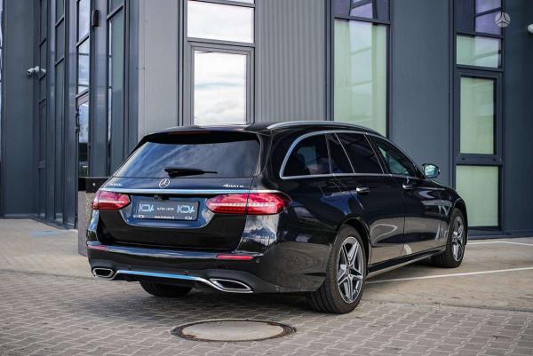 Melns Mercedes-Benz E 300 2020 Kauņa, ar dzinēja tilpumu 1.95 L un nobraukumu 204 tūkst. km par 23450 €, foto 10 vietnē AUTOMOTO.COM.LV