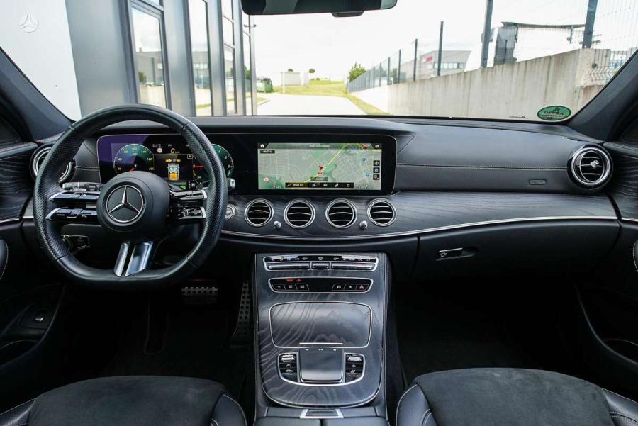 Черный Мерседес Е 300 2020 в Каунас, объемом двигателя 1.95 л и пробегом 204 тыс. км за 23450 €, фото 19 на AUTOMOTO.COM.LV