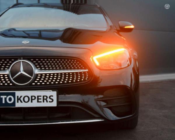 Melns Mercedes-Benz E 300 2020 Kauņa, ar dzinēja tilpumu 1.95 L un nobraukumu 176 tūkst. km par 23800 €, foto 3 vietnē AUTOMOTO.COM.LV