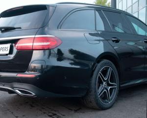 Melns Mercedes-Benz E 300 2020 Kauņa, ar dzinēja tilpumu 1.95 L un nobraukumu 176 tūkst. km par 23800 €, foto 12 vietnē AUTOMOTO.COM.LV