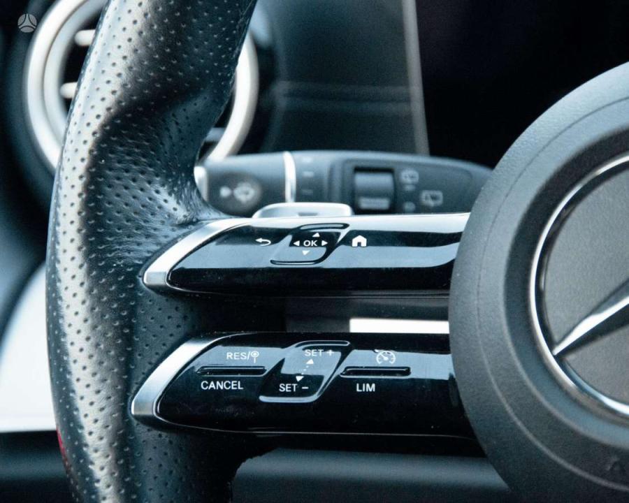 Melns Mercedes-Benz E 300 2020 Kauņa, ar dzinēja tilpumu 1.95 L un nobraukumu 176 tūkst. km par 23800 €, foto 15 vietnē AUTOMOTO.COM.LV