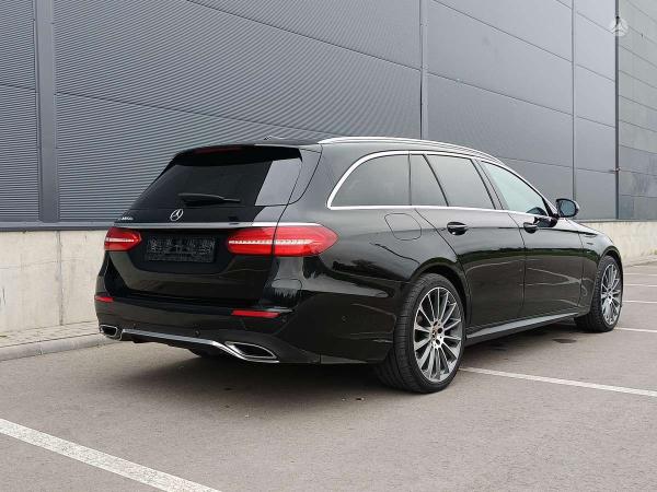 Melns Mercedes-Benz E 300 2020 Telšiai, ar dzinēja tilpumu 1.95 L un nobraukumu 260 tūkst. km par 19500 €, foto 11 vietnē AUTOMOTO.COM.LV
