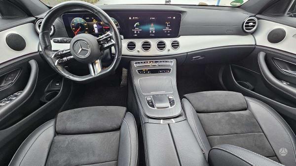 Black Mercedes-Benz E 300 2021 in Marijampole, with an engine capacity of 1.95 L and mileage of 83 thousand km for 29999 €, photo 11 on AUTOMOTO.COM.LV