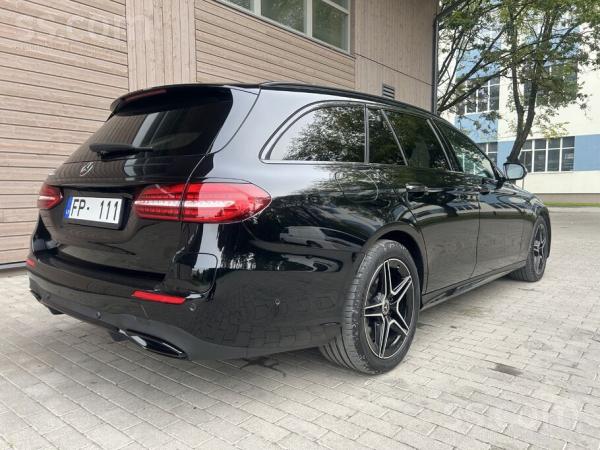 Black Mercedes-Benz E 300 2021 in Jelgava, with an engine capacity of 2.00 L and mileage of 0 thousand km for 26900 €, photo 8 on AUTOMOTO.COM.LV