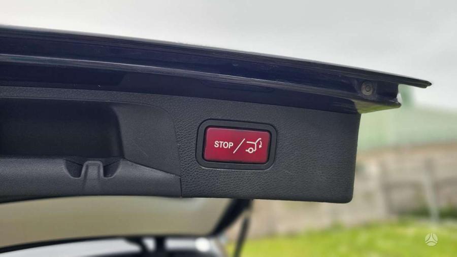 Black Mercedes-Benz E 300 2021 in Radviliskis, with an engine capacity of 1.95 L and mileage of 179 thousand km for 23900 €, photo 11 on AUTOMOTO.COM.LV