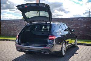 Melns Mercedes-Benz E 300 2021 Kauņa, ar dzinēja tilpumu 1.95 L un nobraukumu 114 tūkst. km par 28950 €, foto 11 vietnē AUTOMOTO.COM.LV