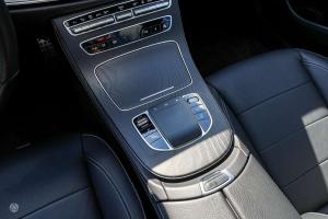 Melns Mercedes-Benz E 300 2021 Kauņa, ar dzinēja tilpumu 1.95 L un nobraukumu 114 tūkst. km par 28950 €, foto 21 vietnē AUTOMOTO.COM.LV