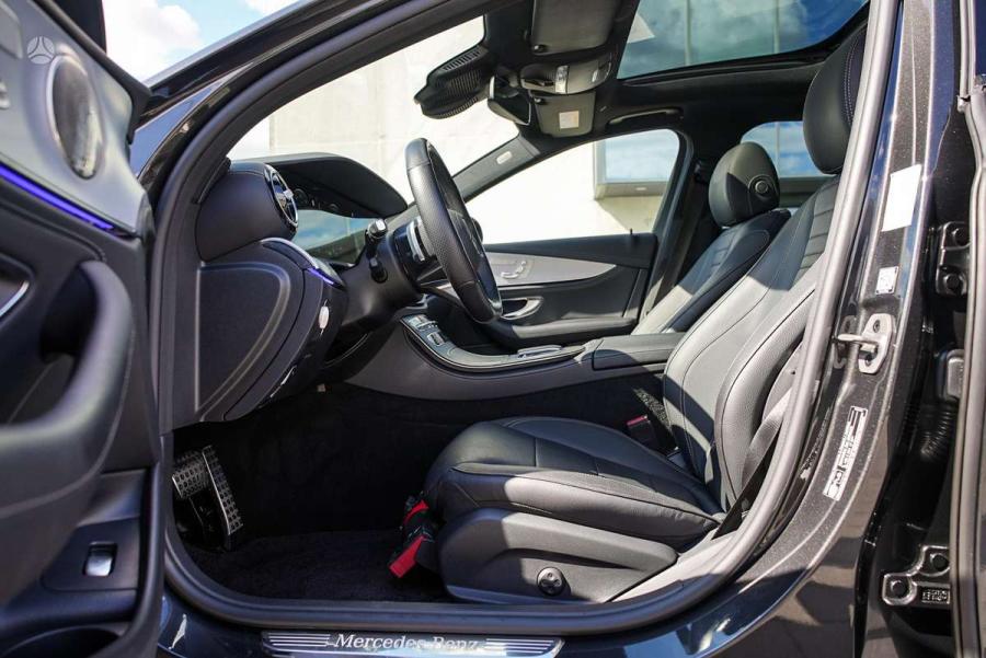 Melns Mercedes-Benz E 300 2021 Kauņa, ar dzinēja tilpumu 1.95 L un nobraukumu 114 tūkst. km par 28950 €, foto 28 vietnē AUTOMOTO.COM.LV