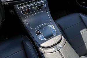 Melns Mercedes-Benz E 300 2021 Kauņa, ar dzinēja tilpumu 2.00 L un nobraukumu 114 tūkst. km par 28250 €, foto 21 vietnē AUTOMOTO.COM.LV