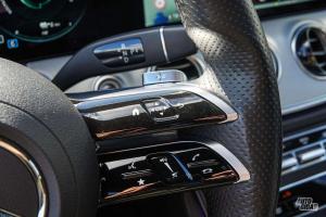 Melns Mercedes-Benz E 300 2021 Kauņa, ar dzinēja tilpumu 2.00 L un nobraukumu 114 tūkst. km par 28250 €, foto 24 vietnē AUTOMOTO.COM.LV