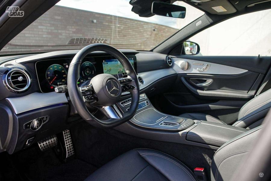 Melns Mercedes-Benz E 300 2021 Kauņa, ar dzinēja tilpumu 2.00 L un nobraukumu 114 tūkst. km par 28250 €, foto 27 vietnē AUTOMOTO.COM.LV