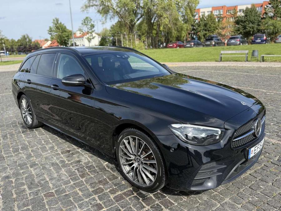 Melns Mercedes-Benz E 300 2021 Klaipėda, ar dzinēja tilpumu 1.95 L un nobraukumu 231 tūkst. km par 19500 €, foto 5 vietnē AUTOMOTO.COM.LV