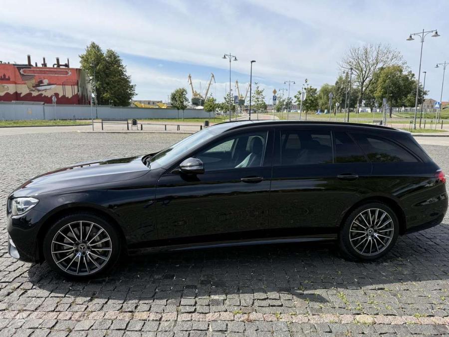 Melns Mercedes-Benz E 300 2021 Klaipėda, ar dzinēja tilpumu 1.95 L un nobraukumu 231 tūkst. km par 19500 €, foto 9 vietnē AUTOMOTO.COM.LV