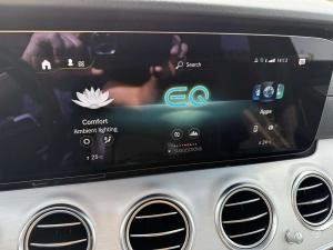 Melns Mercedes-Benz E 300 2021 Klaipėda, ar dzinēja tilpumu 1.95 L un nobraukumu 231 tūkst. km par 19500 €, foto 24 vietnē AUTOMOTO.COM.LV