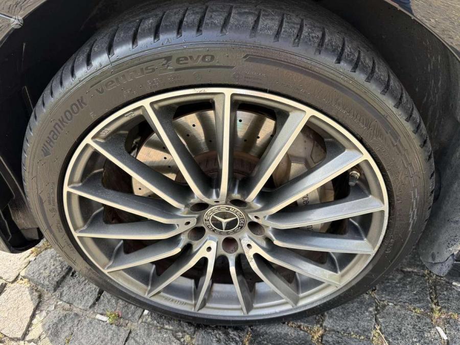 Melns Mercedes-Benz E 300 2021 Klaipėda, ar dzinēja tilpumu 1.95 L un nobraukumu 231 tūkst. km par 19500 €, foto 27 vietnē AUTOMOTO.COM.LV