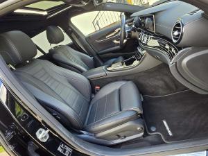 Melns Mercedes-Benz E 300 2021 Marijampole, ar dzinēja tilpumu 1.99 L un nobraukumu 61 tūkst. km par 28800 €, foto 12 vietnē AUTOMOTO.COM.LV