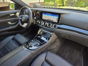 Melns Mercedes-Benz E 300 2021 Marijampole, ar dzinēja tilpumu 1.99 L un nobraukumu 61 tūkst. km par 28800 €, foto 14 vietnē AUTOMOTO.COM.LV