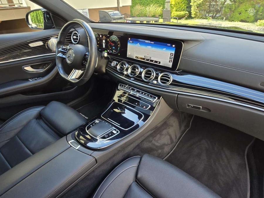 Melns Mercedes-Benz E 300 2021 Marijampole, ar dzinēja tilpumu 1.99 L un nobraukumu 61 tūkst. km par 28800 €, foto 14 vietnē AUTOMOTO.COM.LV