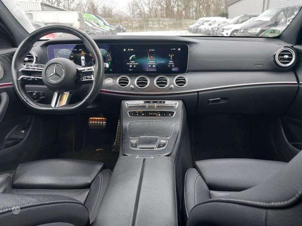 Black Mercedes-Benz E 300 2022 in Vilnius, with an engine capacity of 1.95 L and mileage of 207 thousand km for 26900 €, photo 6 on AUTOMOTO.COM.LV
