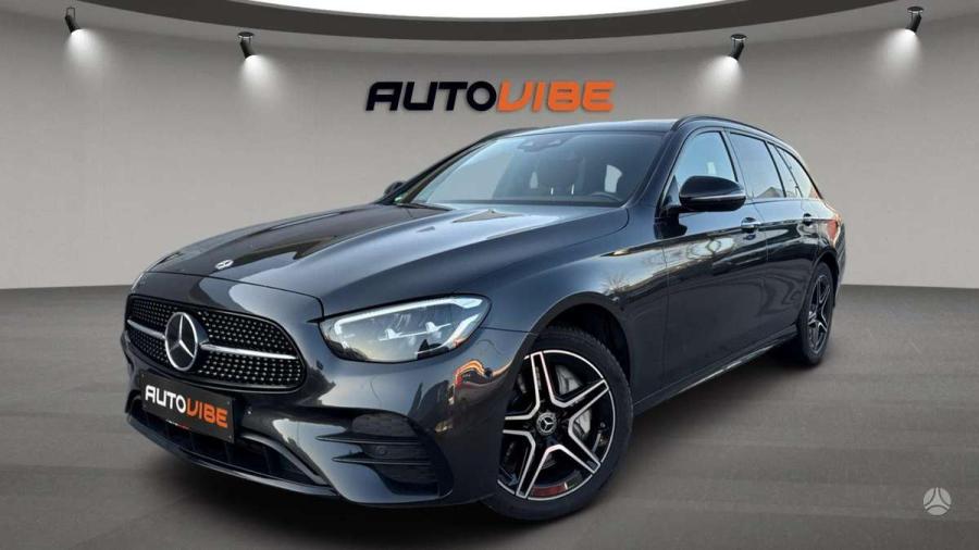 Melns Mercedes-Benz E 300 2022 Viļņa, ar dzinēja tilpumu 2.00 L un nobraukumu 207 tūkst. km par 24555 €, foto 1 vietnē AUTOMOTO.COM.LV