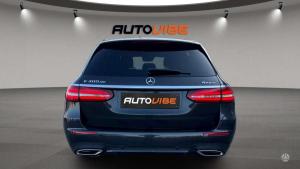 Melns Mercedes-Benz E 300 2022 Viļņa, ar dzinēja tilpumu 2.00 L un nobraukumu 207 tūkst. km par 24555 €, foto 4 vietnē AUTOMOTO.COM.LV