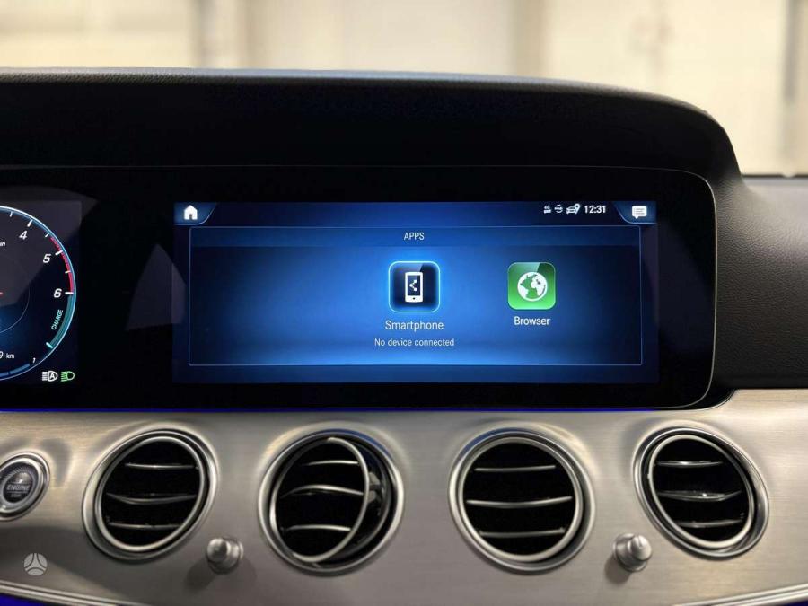 Melns Mercedes-Benz E 300 2022 Viļņa, ar dzinēja tilpumu 1.95 L un nobraukumu 167 tūkst. km par 24990 €, foto 26 vietnē AUTOMOTO.COM.LV