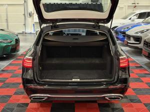 Melns Mercedes-Benz E 300 2022 Viļņa, ar dzinēja tilpumu 1.95 L un nobraukumu 167 tūkst. km par 24990 €, foto 32 vietnē AUTOMOTO.COM.LV