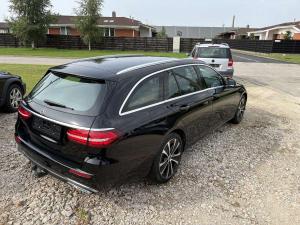 Melns Mercedes-Benz E 300 2022 Mažeikiai, ar dzinēja tilpumu 1.95 L un nobraukumu 76 tūkst. km par 16699 €, foto 4 vietnē AUTOMOTO.COM.LV