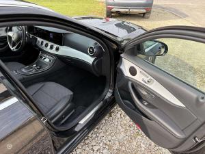 Melns Mercedes-Benz E 300 2022 Mažeikiai, ar dzinēja tilpumu 1.95 L un nobraukumu 76 tūkst. km par 16699 €, foto 13 vietnē AUTOMOTO.COM.LV