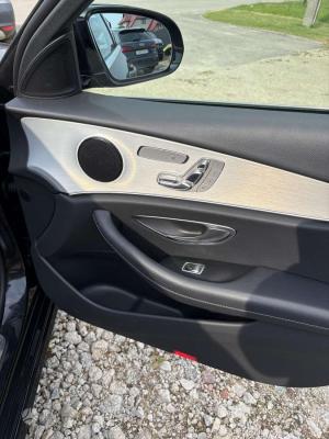 Melns Mercedes-Benz E 300 2022 Mažeikiai, ar dzinēja tilpumu 1.95 L un nobraukumu 76 tūkst. km par 16699 €, foto 14 vietnē AUTOMOTO.COM.LV