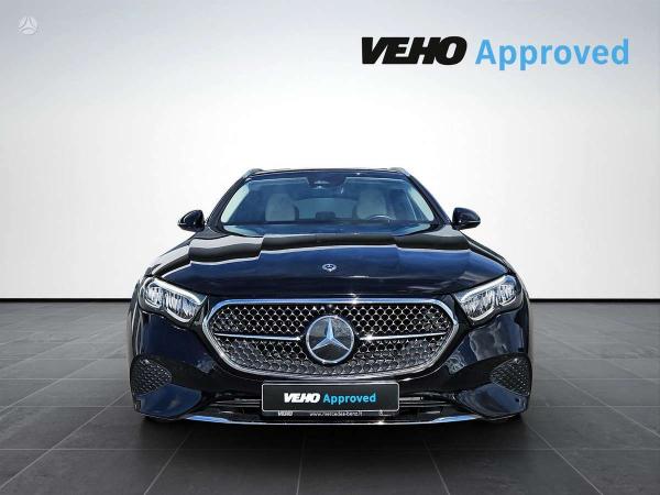 Черный Мерседес Е 300 2024 в Клайпеда, объемом двигателя 2.00 л и пробегом 54 тыс. км за 41900 €, фото 9 на AUTOMOTO.COM.LV