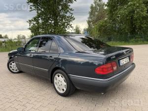 Zils Mercedes-Benz E 300 1998 Rīga, ar dzinēja tilpumu 3.00 L un nobraukumu 0 tūkst. km par 5750 €, foto 11 vietnē AUTOMOTO.COM.LV
