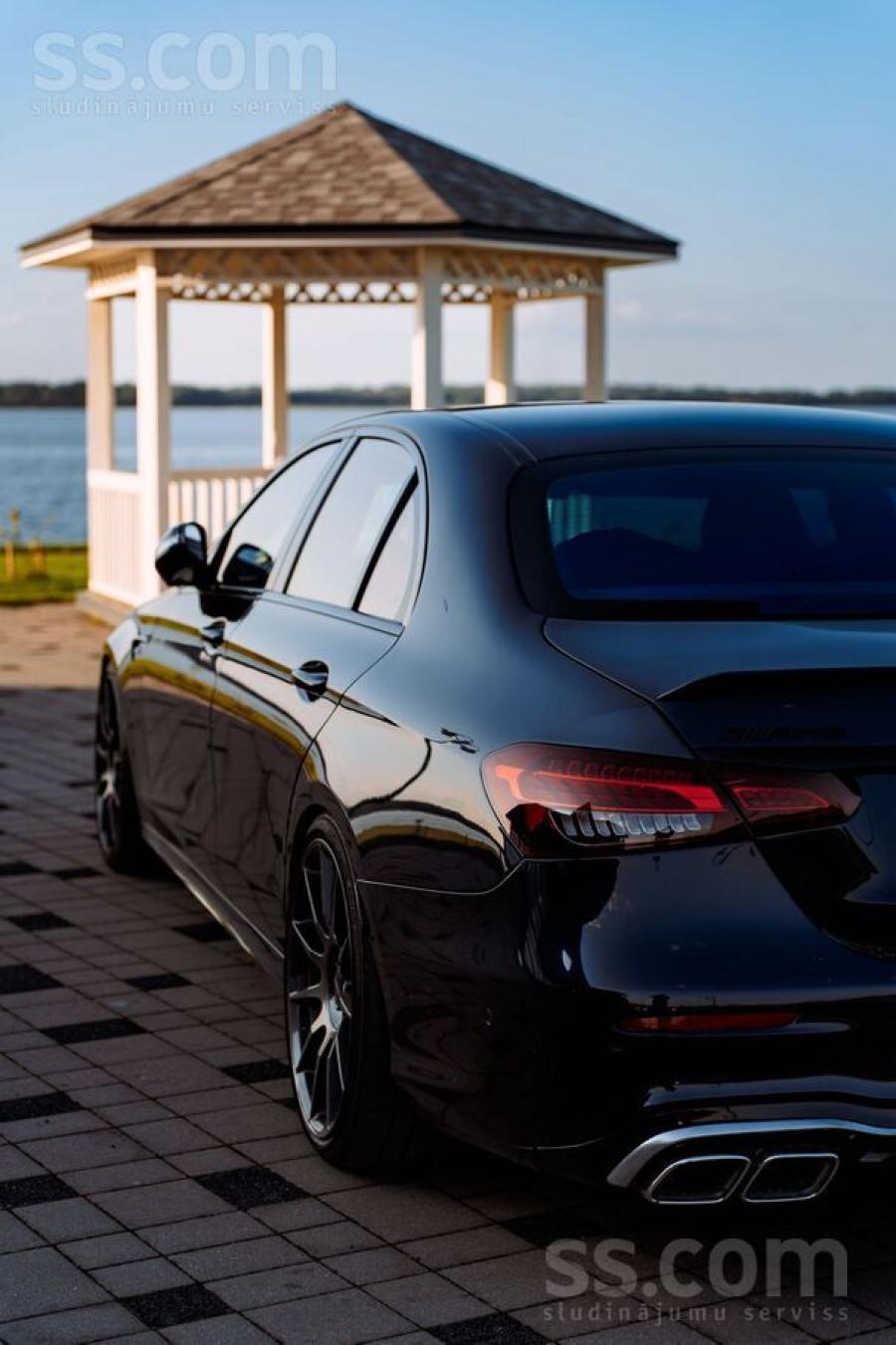 Zils Mercedes-Benz E 300 2020 Rīga, ar dzinēja tilpumu 2.00 L un nobraukumu 131 tūkst. km par 30500 €, foto 4 vietnē AUTOMOTO.COM.LV