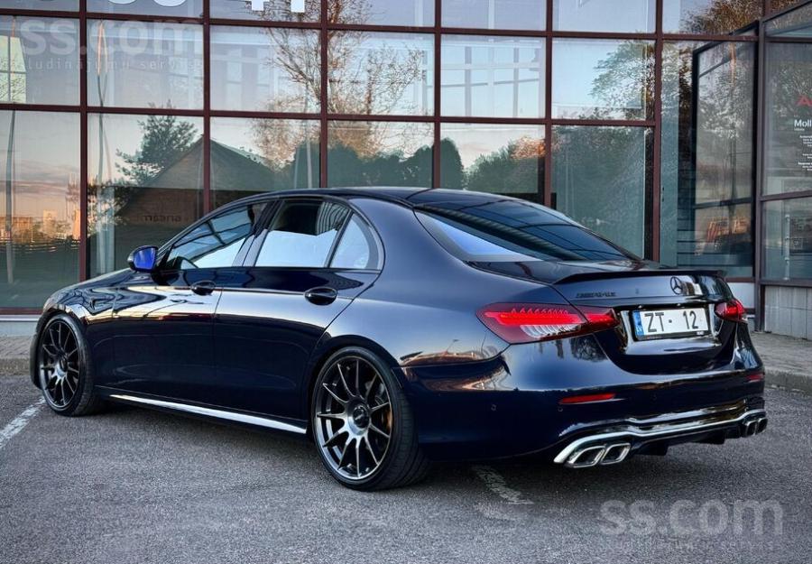 Zils Mercedes-Benz E 300 2020 Rīga, ar dzinēja tilpumu 2.00 L un nobraukumu 131 tūkst. km par 30500 €, foto 11 vietnē AUTOMOTO.COM.LV
