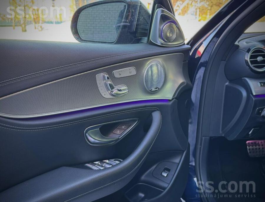 Zils Mercedes-Benz E 300 2020 Rīga, ar dzinēja tilpumu 2.00 L un nobraukumu 131 tūkst. km par 30500 €, foto 17 vietnē AUTOMOTO.COM.LV
