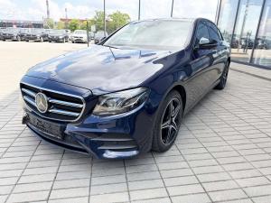 Blue Mercedes-Benz E 300 2020 in Kaunas, with an engine capacity of 1.95 L and mileage of 174 thousand km for 23900 €, photo  on AUTOMOTO.COM.LV