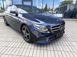 Zils Mercedes-Benz E 300 2020 Kauņa, ar dzinēja tilpumu 1.95 L un nobraukumu 174 tūkst. km par 23900 €, foto 4 vietnē AUTOMOTO.COM.LV