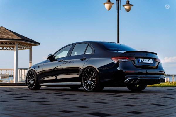 Zils Mercedes-Benz E 300 2020 Rīga, ar dzinēja tilpumu 0.00 L un nobraukumu 133 tūkst. km par 28000 €, foto 6 vietnē AUTOMOTO.COM.LV
