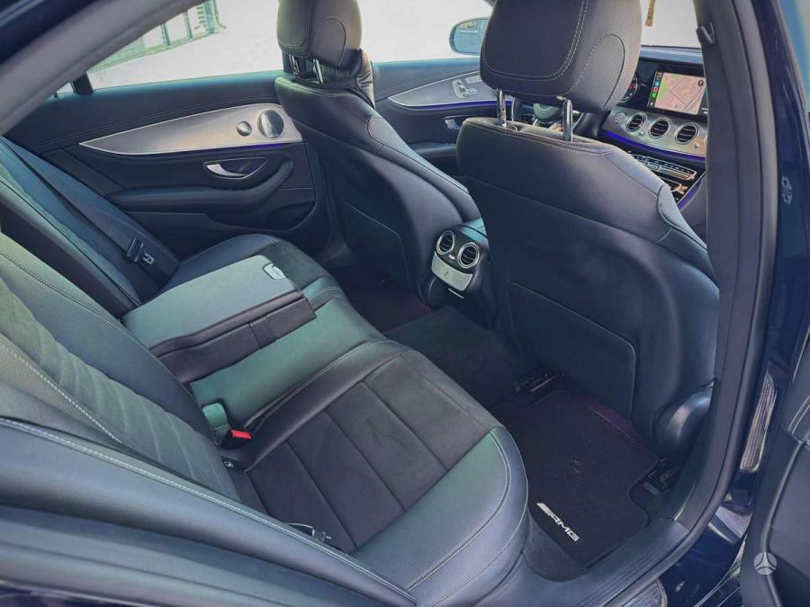 Blue Mercedes-Benz E 300 2020 in Riga, with an engine capacity of 0.00 L and mileage of 133 thousand km for 28000 €, photo 12 on AUTOMOTO.COM.LV
