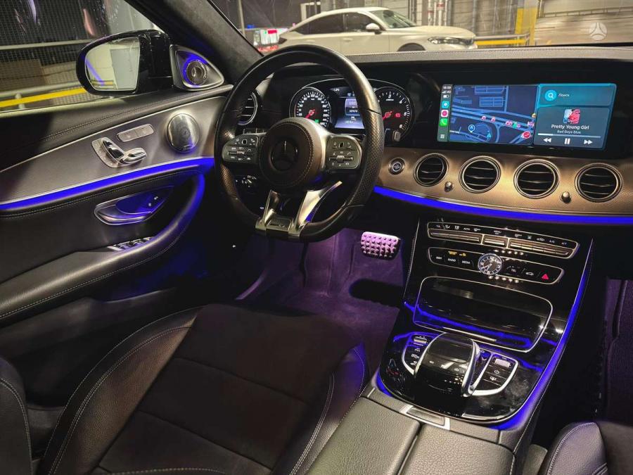 Blue Mercedes-Benz E 300 2020 in Riga, with an engine capacity of 0.00 L and mileage of 133 thousand km for 28000 €, photo 13 on AUTOMOTO.COM.LV