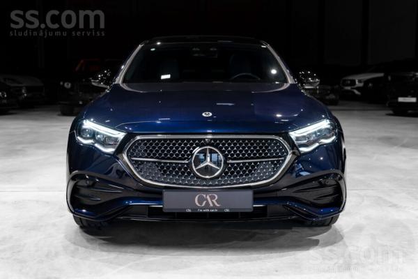 Синий Мерседес Е 300 2024 в Рига, объемом двигателя 2.00 л и пробегом 27 тыс. км за 56500 €, фото 2 на AUTOMOTO.COM.LV