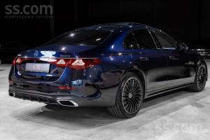 Zils Mercedes-Benz E 300 2024 Rīga, ar dzinēja tilpumu 2.00 L un nobraukumu 27 tūkst. km par 56500 €, foto 5 vietnē AUTOMOTO.COM.LV
