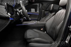 Zils Mercedes-Benz E 300 2024 Rīga, ar dzinēja tilpumu 2.00 L un nobraukumu 27 tūkst. km par 56500 €, foto 9 vietnē AUTOMOTO.COM.LV