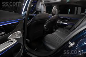 Zils Mercedes-Benz E 300 2024 Rīga, ar dzinēja tilpumu 2.00 L un nobraukumu 27 tūkst. km par 56500 €, foto 13 vietnē AUTOMOTO.COM.LV