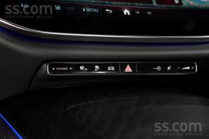 Zils Mercedes-Benz E 300 2024 Rīga, ar dzinēja tilpumu 2.00 L un nobraukumu 27 tūkst. km par 56500 €, foto 28 vietnē AUTOMOTO.COM.LV