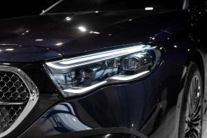 Синий Мерседес Е 300 2024 в Рига, объемом двигателя 2.00 л и пробегом 27 тыс. км за 56500 €, фото 9 на AUTOMOTO.COM.LV