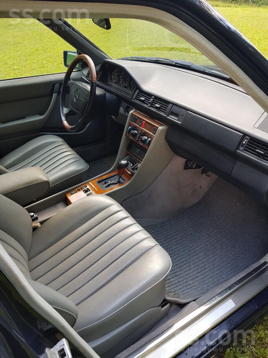 Zils Mercedes-Benz E 300 1989 Cēsis, ar dzinēja tilpumu 3.00 L un nobraukumu 230 tūkst. km par 9900 €, foto 6 vietnē AUTOMOTO.COM.LV