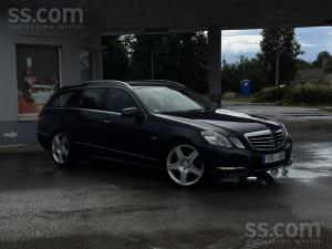 Zils Mercedes-Benz E 300 2010 Ogre, ar dzinēja tilpumu 3.00 L un nobraukumu 360 tūkst. km par 6950 €, foto 3 vietnē AUTOMOTO.COM.LV