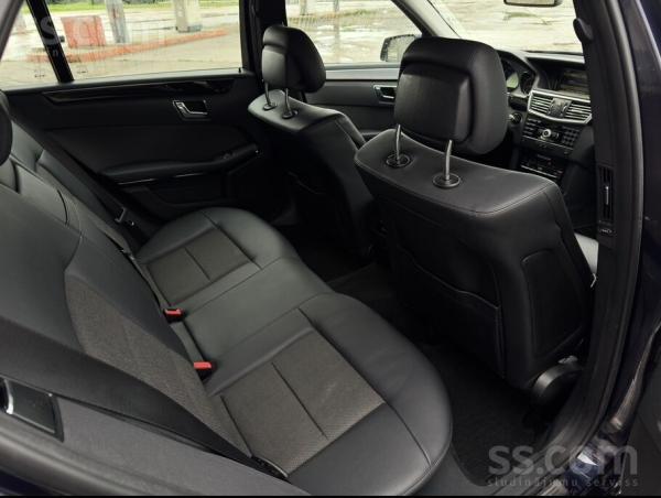 Zils Mercedes-Benz E 300 2010 Ogre, ar dzinēja tilpumu 3.00 L un nobraukumu 360 tūkst. km par 6950 €, foto 7 vietnē AUTOMOTO.COM.LV