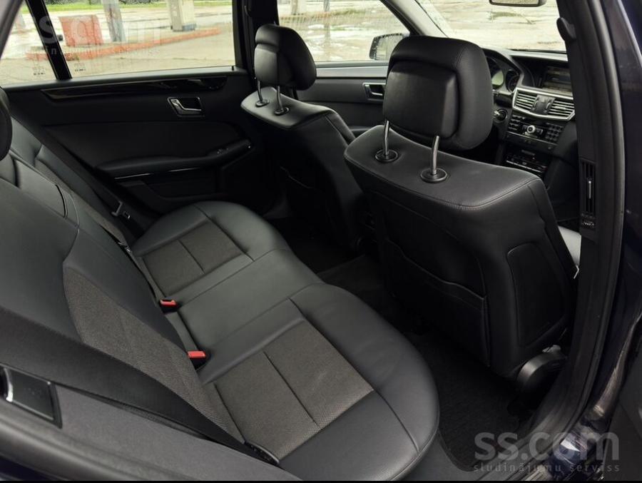 Zils Mercedes-Benz E 300 2010 Ogre, ar dzinēja tilpumu 3.00 L un nobraukumu 360 tūkst. km par 6950 €, foto 7 vietnē AUTOMOTO.COM.LV